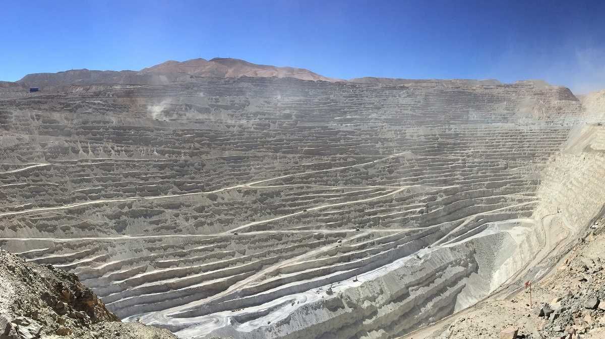 The World’s 5 Largest Open-Pit Mines | iseekplant