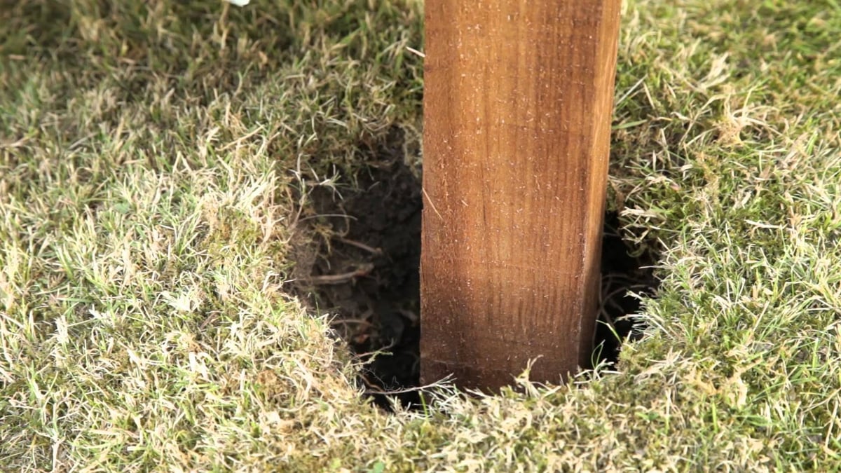 How To Dig A Hole For A Post