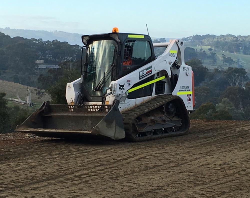 Skid Steer Loader Vs Bobcats | iseekplant