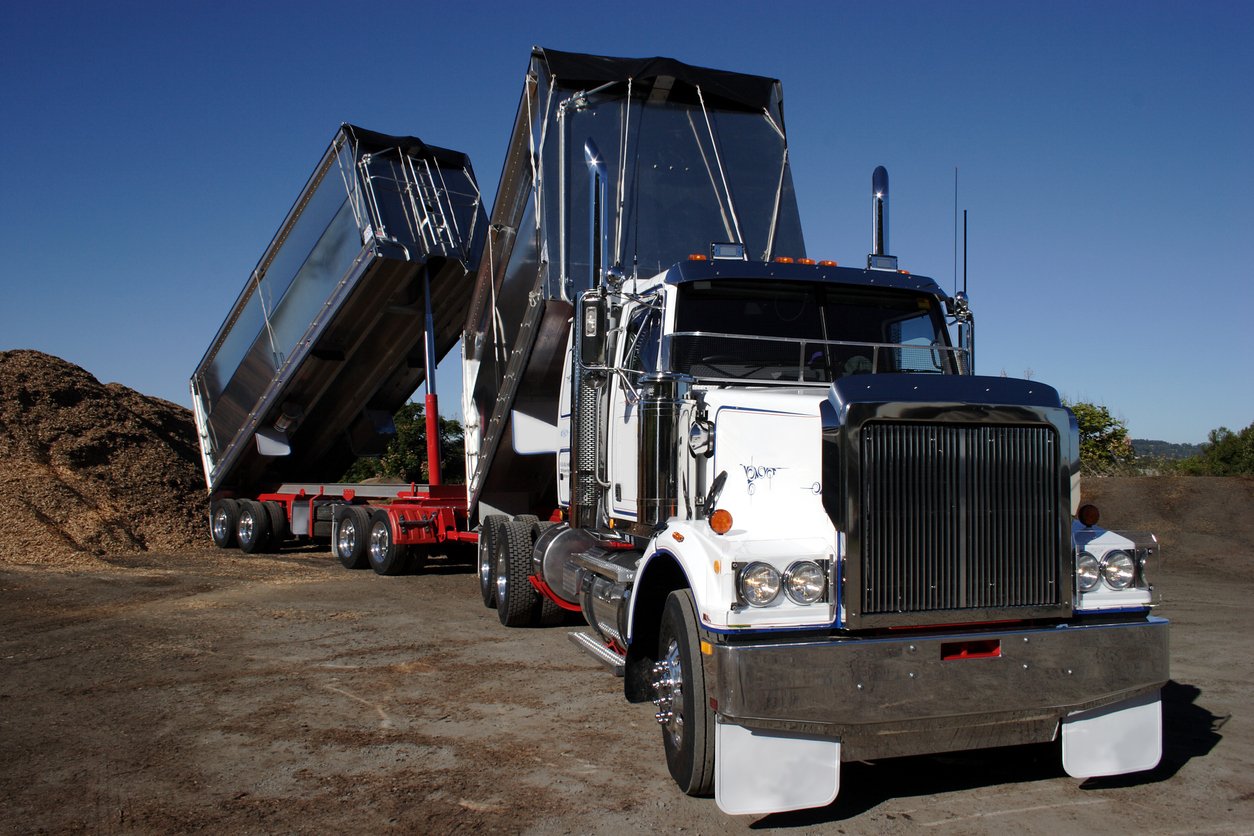 How Much Can a Tipper Truck Carry? Average Payloads by Type of Tipper ...